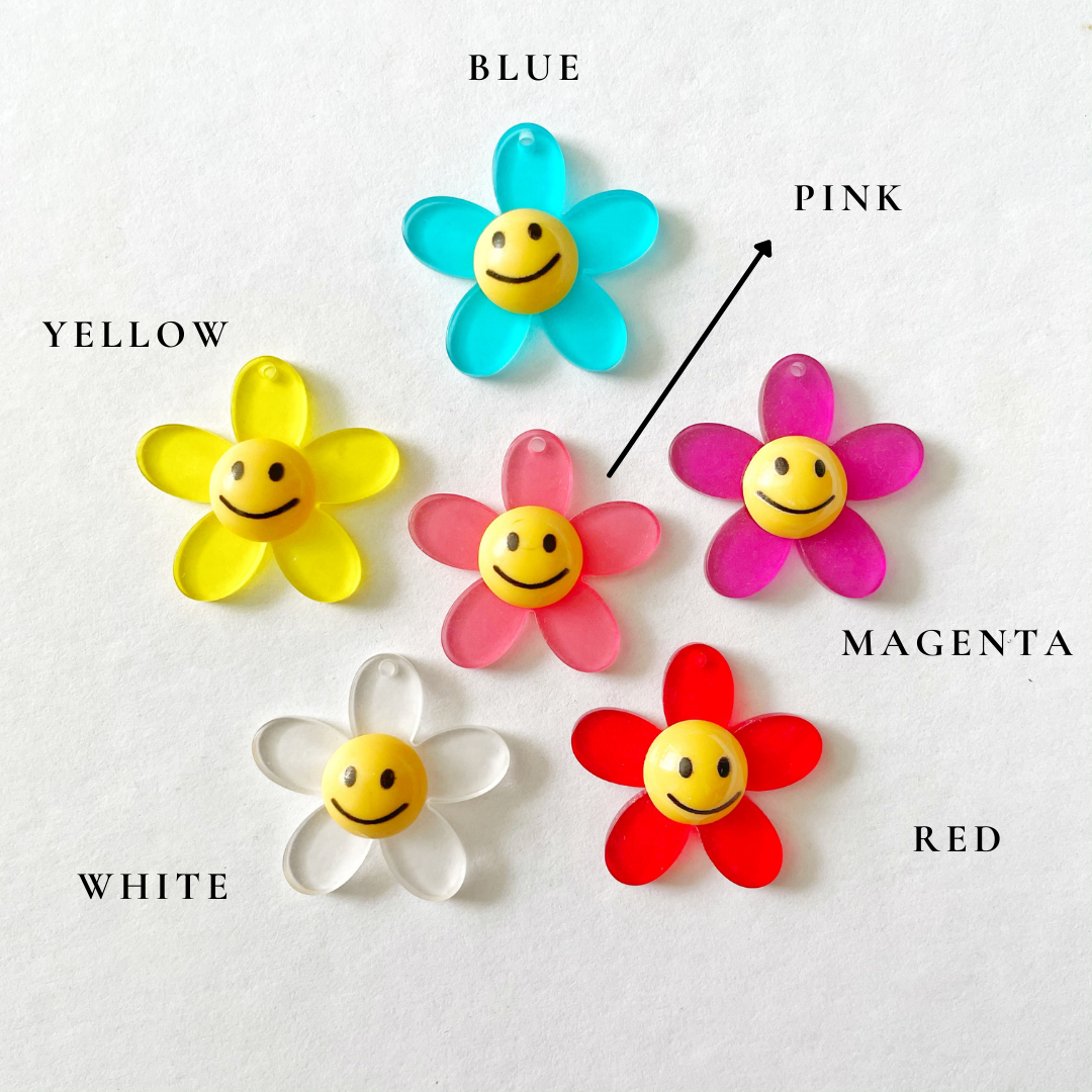 Smiley Flower Charm – Weekend Kids